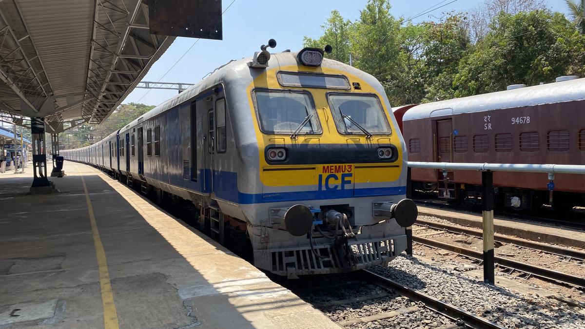 Periodicity of Mangalore Junction – Surat (Udhna) Special Train ...